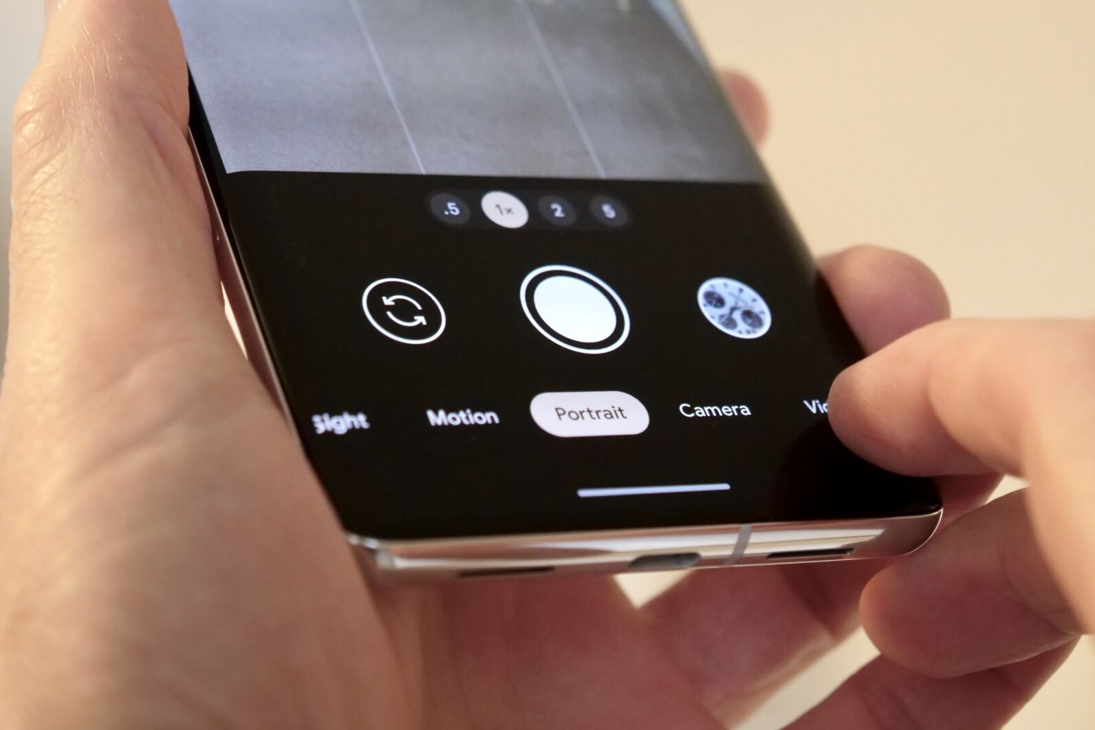 L'impatto che l'IA ha sul "creare" le foto scattate dagli smartphone ...